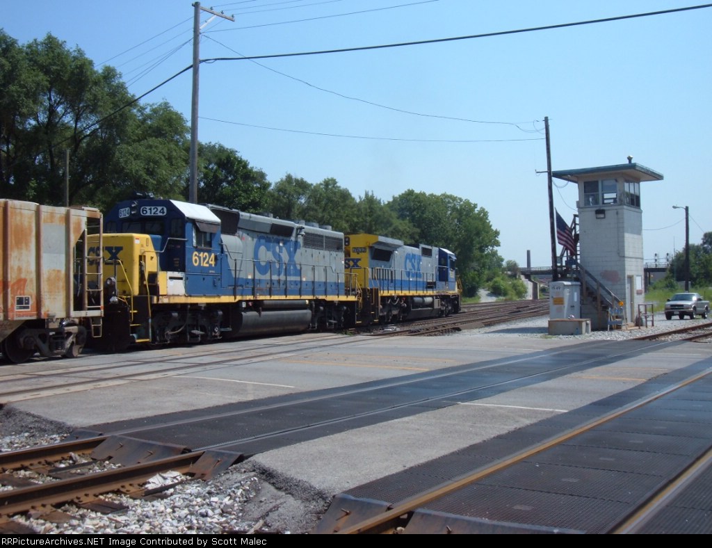 CSX 7632 & 6124